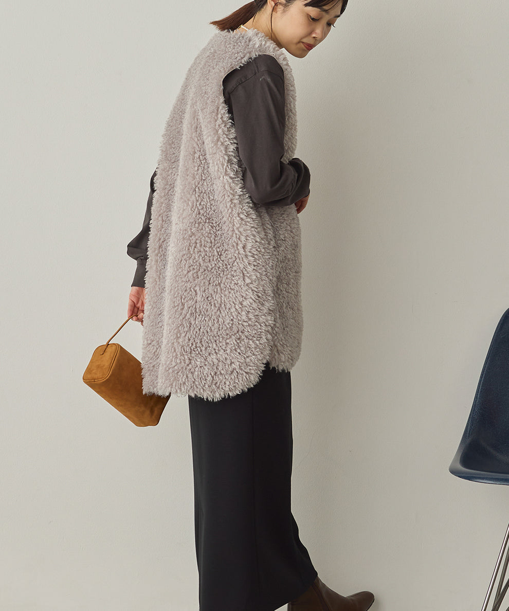 プードルファーリバーシブルロングベスト[1325-9006] – Sans Souci 34＋